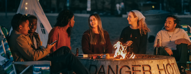 What are the Different Types of Alumni Events? – Vaave Blog