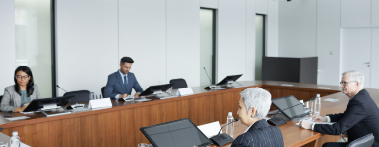 How to Form an Alumni Association? – Vaave Blog