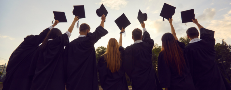 UGC’s Guidelines for Alumni Engagement in Higher Education – Vaave Blog